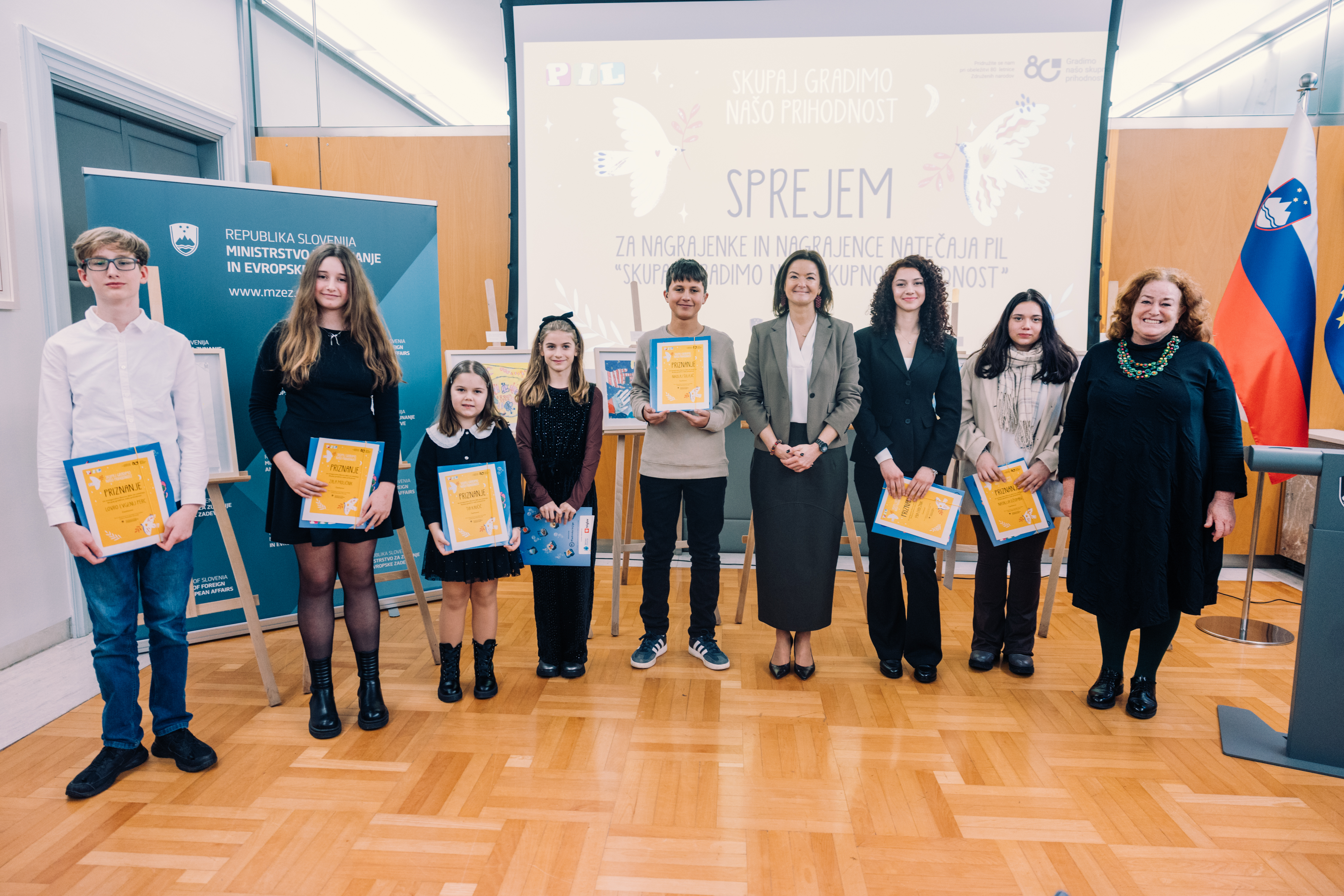 PIL - Revija za najstnike z dolgoletno tradicijo.